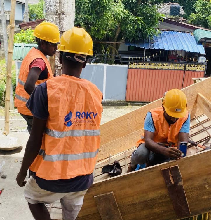 Building a Luxury House in Mattegoda | Civil - Water Treatment in Sri ...